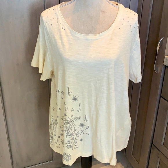 Caite and Kyla | Tops | New Caite And Kyla Oversized Tee | Poshmark